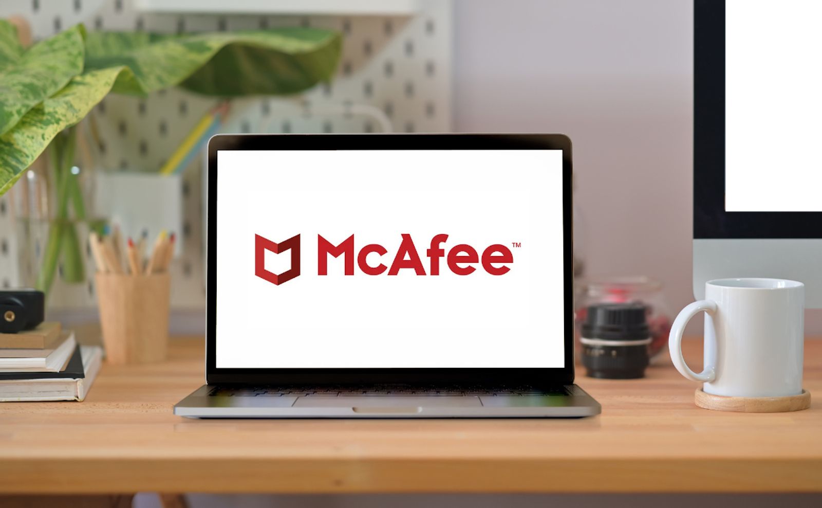 McAfee: la loca vida del inventor de un antivirus que no pudo ...